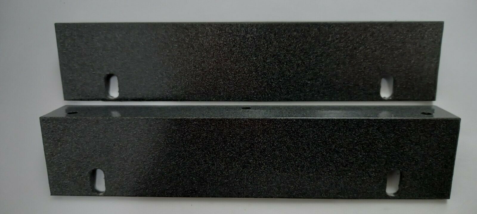 Rack ears to fit the Korg EX 800 rack. €69 Euro (Registered/Tracked ...